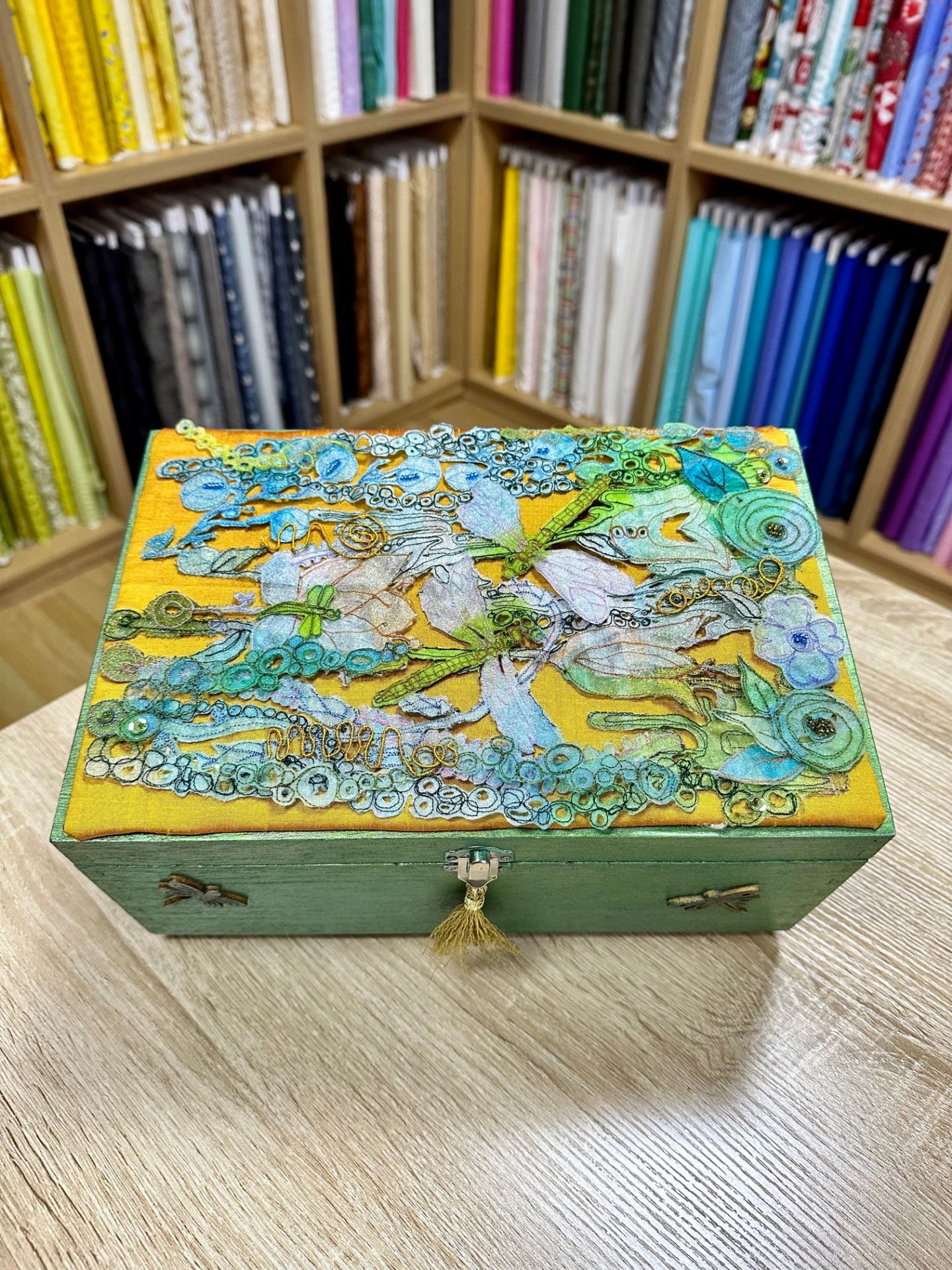Dragonfly Box with Caroline Allen
